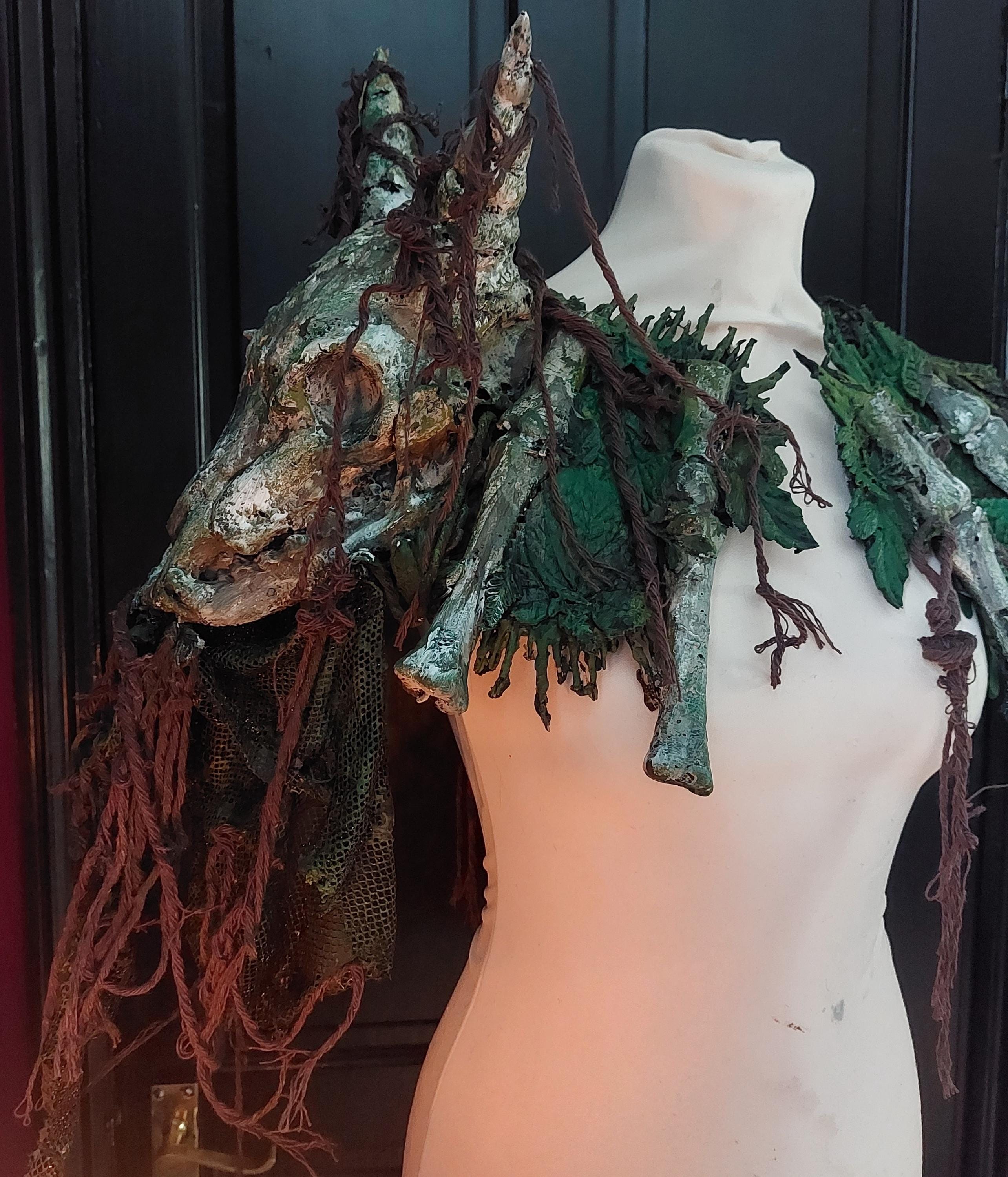 Hunter's Mantle PREORDER - Costume Shoulder Chest and Back Piece ...