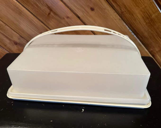Vintage 1970s, Tupperware, Cake Carrier, Fresh N Fancy Rectangular ...