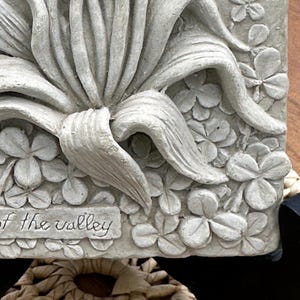 Vintage 2000, Carruth Studios, Lily of the Valley, Art Sculpture ...