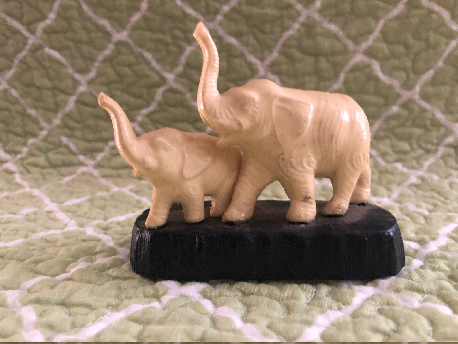 Vintage Lucky Elephants / Molded Plastic / Celluloid / Made in - Etsy