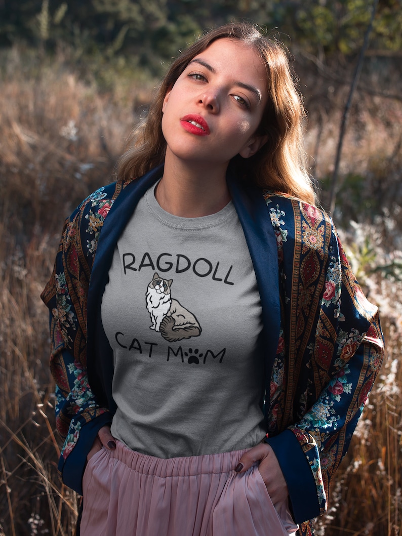 Ragdolls Shirt, Ragdoll Cat Lover Gift for Ragdoll Owner, Ragdoll Mom ...