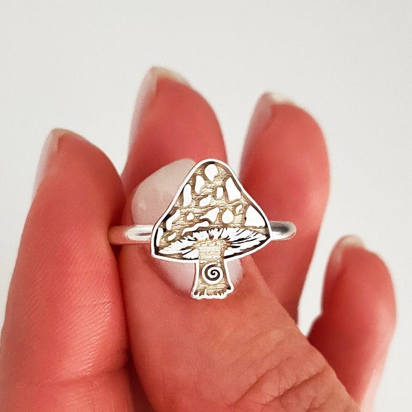 Mushroom Ring - Etsy