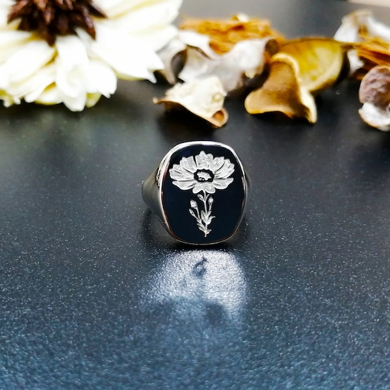 Daisy Ring Gold Signet Ring Daisy Signet Ring Everyday | Etsy