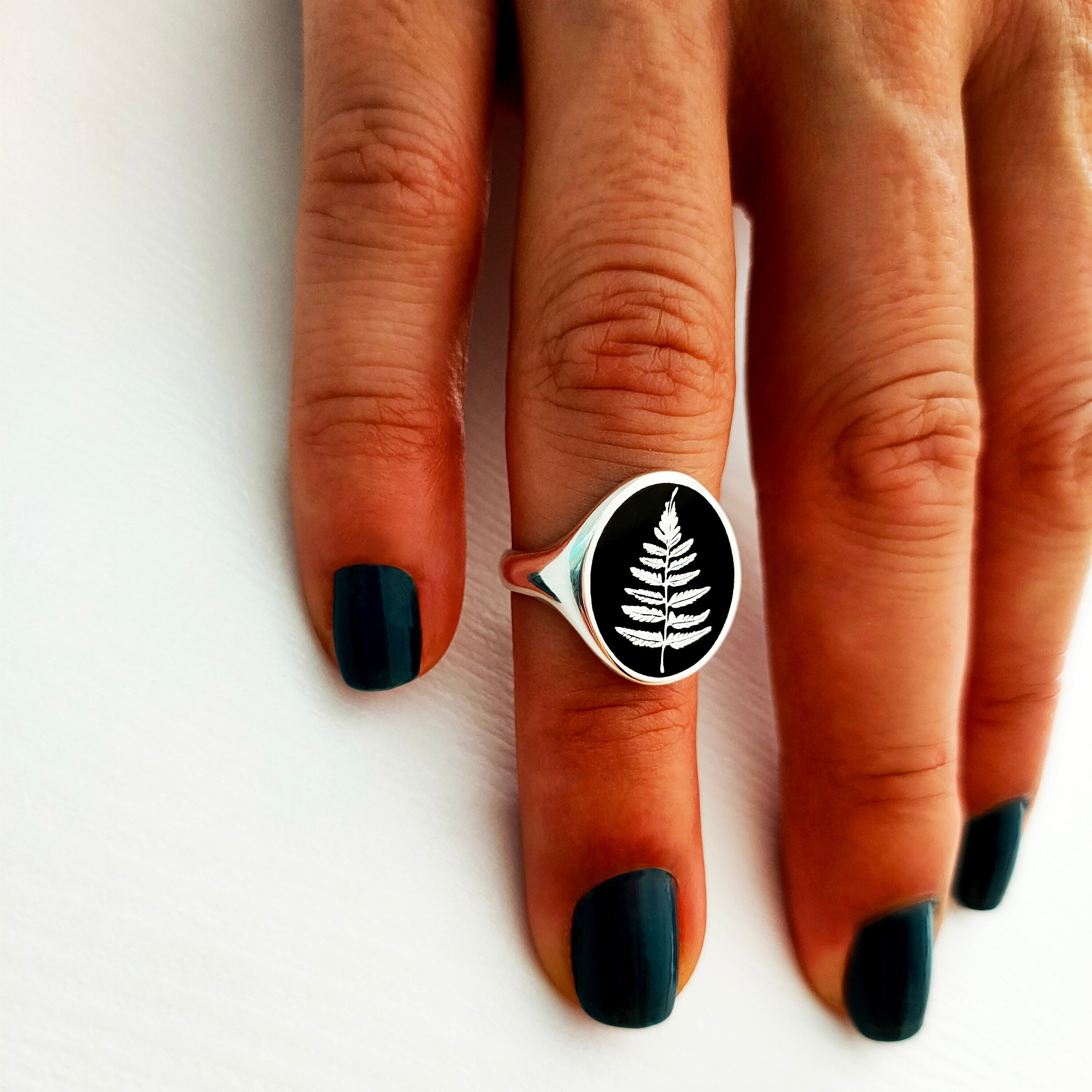 Black Enamel Fern Ring Fern Signet Ring Personalized Gifts - Etsy