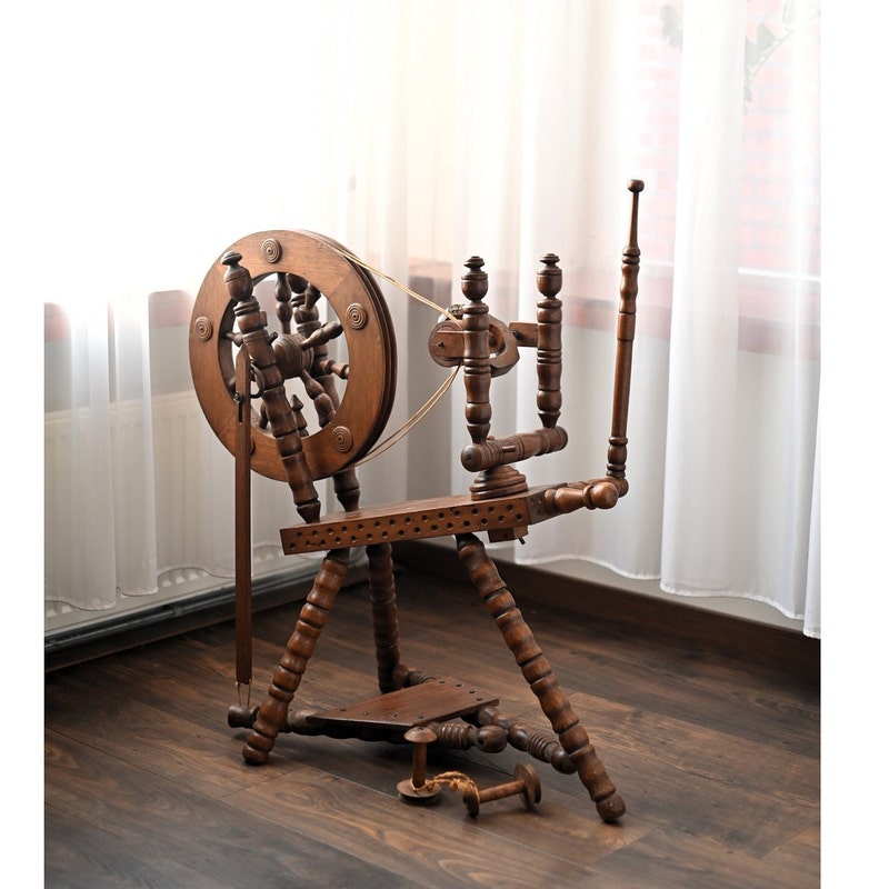 Antique Spinning Wheel - Etsy
