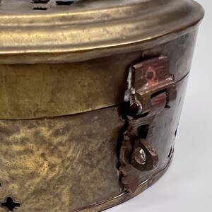Hinged Brass Cricket Box / Vintage Potpourri Box - Etsy