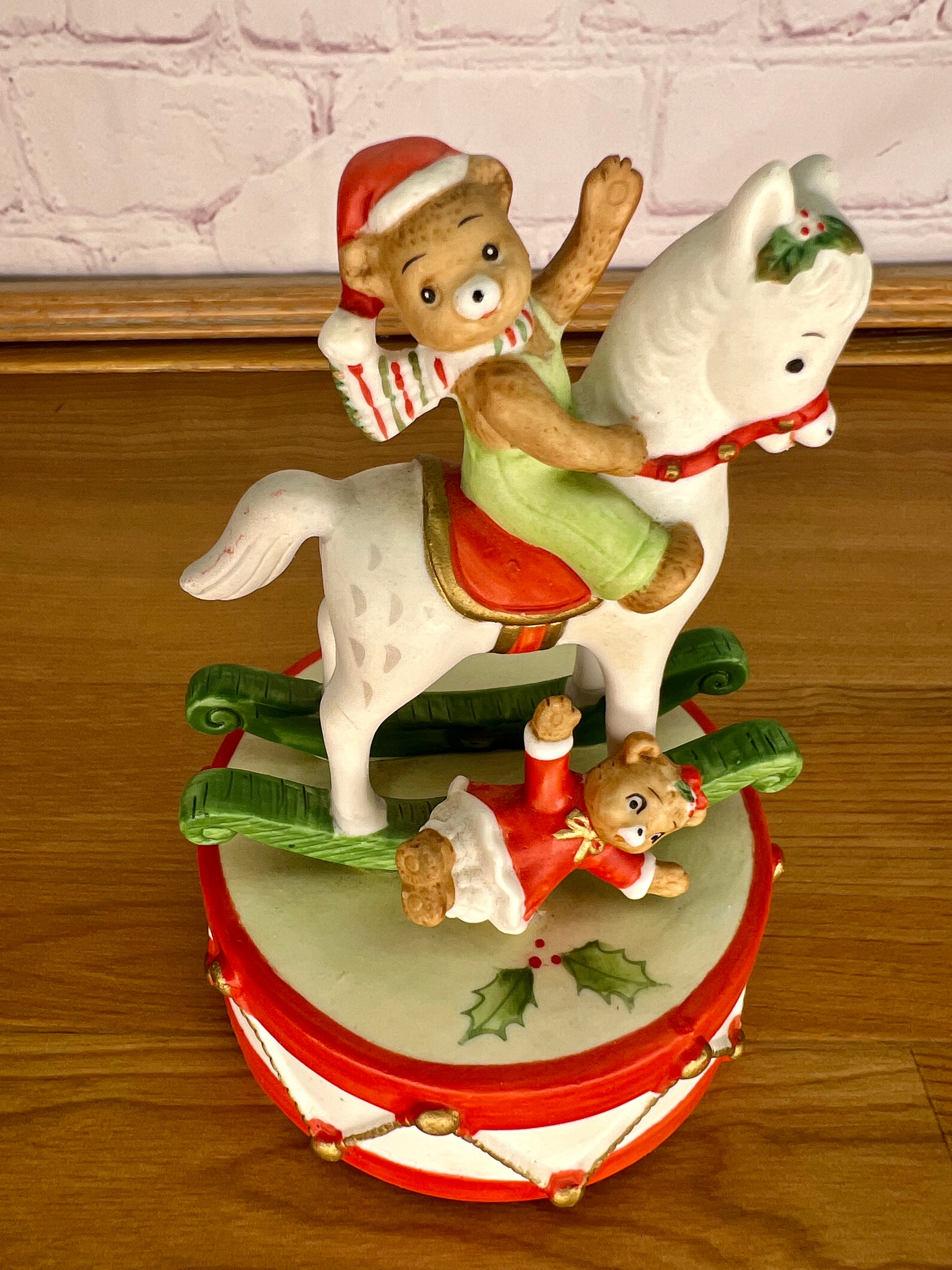 Lefton Christmas honey Bears Music Box Wind-up Bear on Carousel 03693 ...