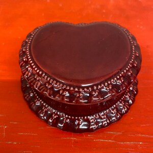 Heart Shaped Ceramic Trinket Box W/lid - 1983 Gator Mold Co. Pottery ...