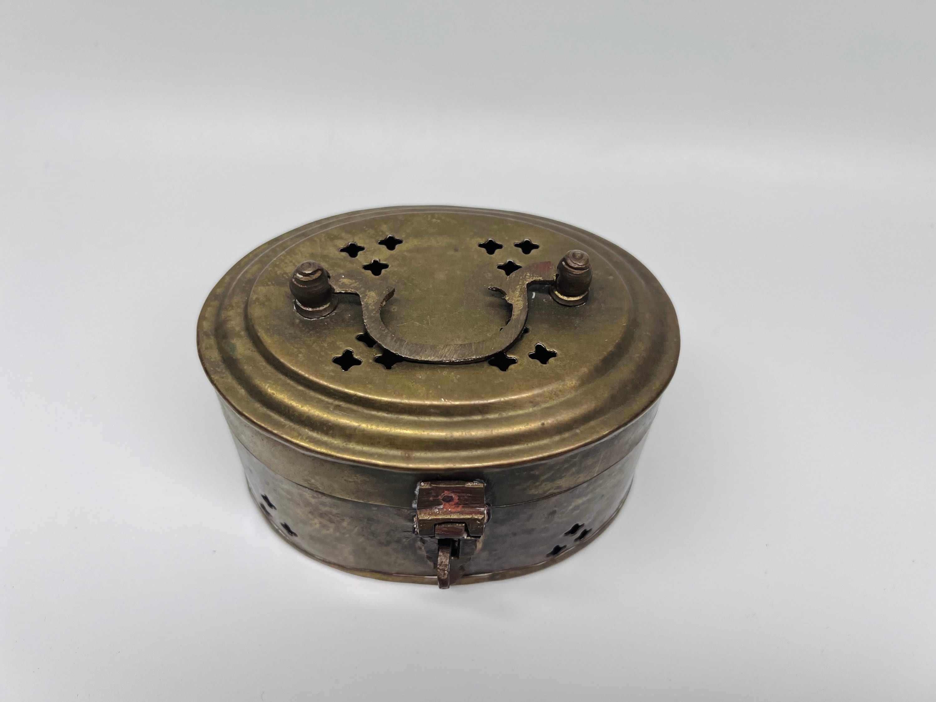 Hinged Brass Cricket Box / Vintage Potpourri Box - Etsy