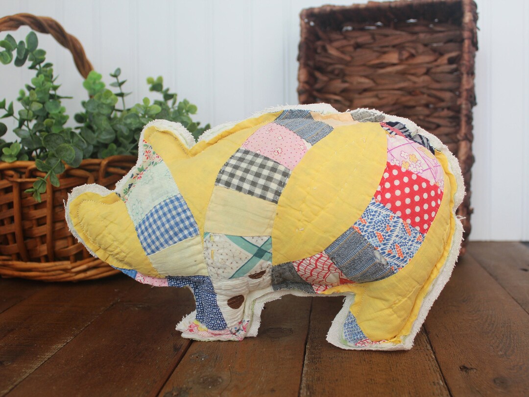 Vintage Quilt Pig, Repurposed Flour Sack, Upcycled Pig Pillow, Shelf ...