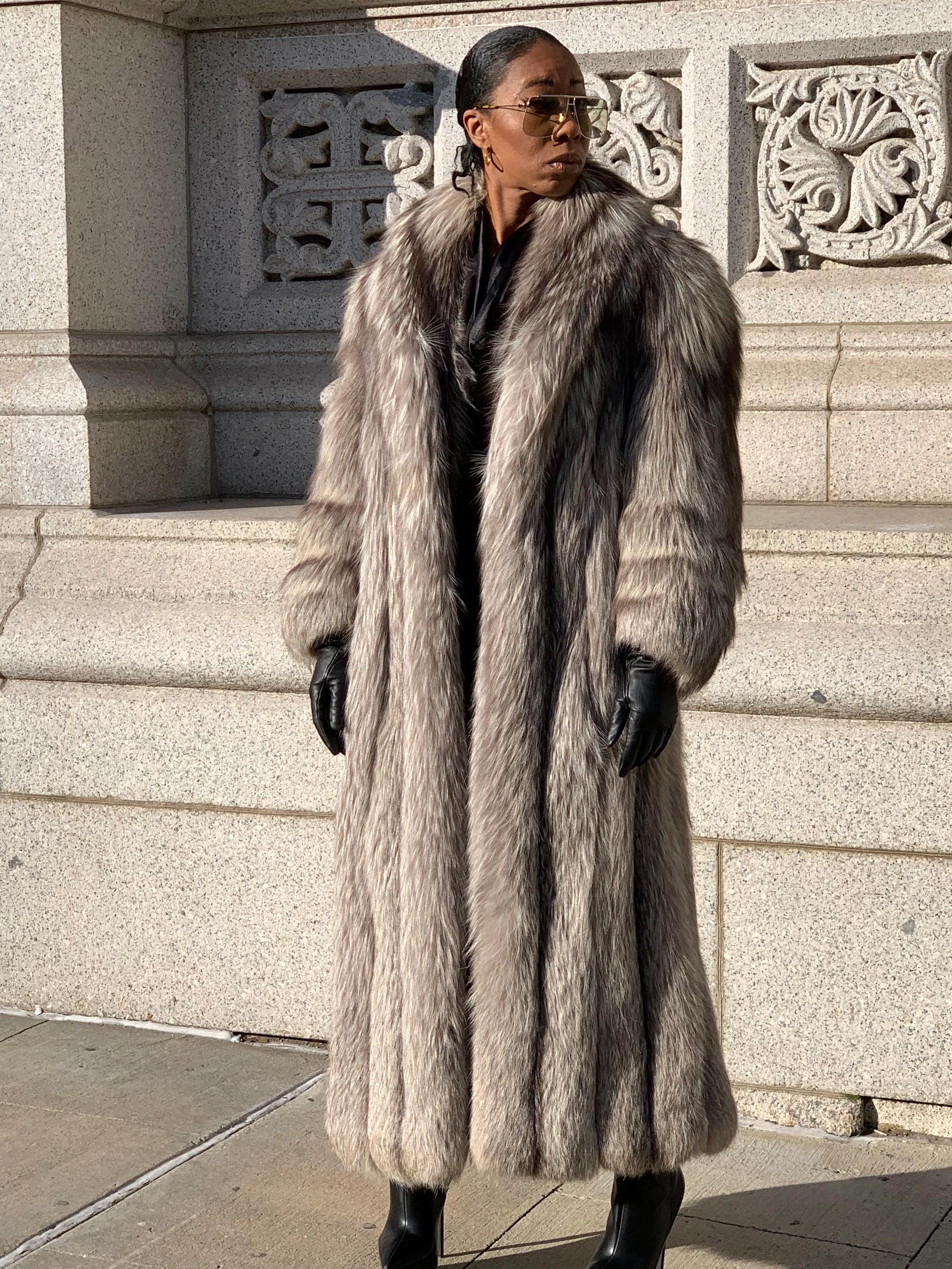 Pre-loved Silver Fur Coat - Etsy