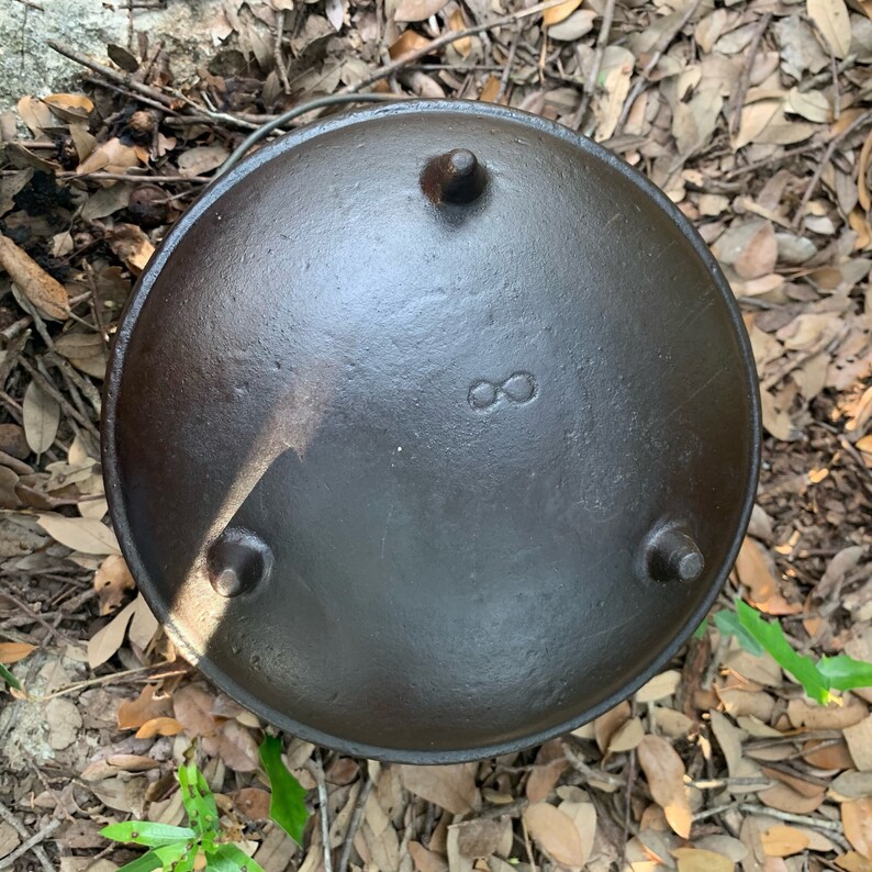Vintage Cast Iron Round Bottom Kettle / Restored Cauldron / - Etsy