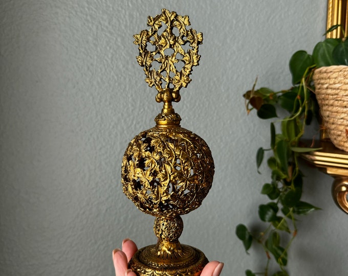 Ormolu Maple Leaf Perfume Bottle / Hollywood Regency Decor - Etsy