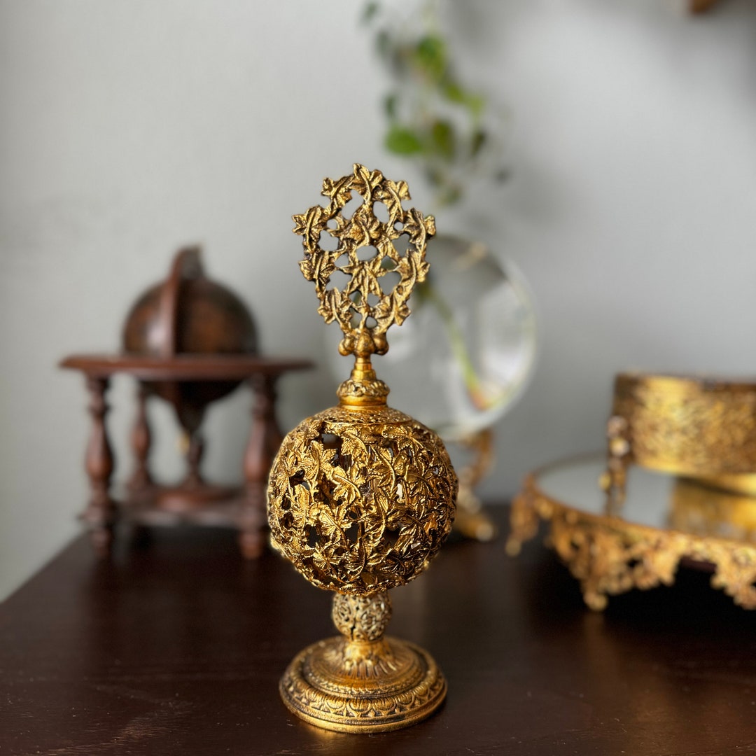Ormolu Maple Leaf Perfume Bottle / Hollywood Regency Decor - Etsy