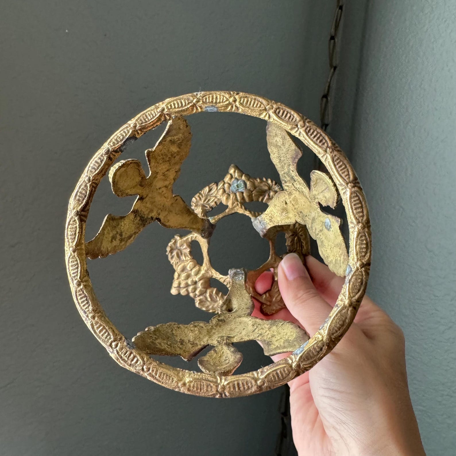Vintage Brass Angel Sphere Stand - Etsy