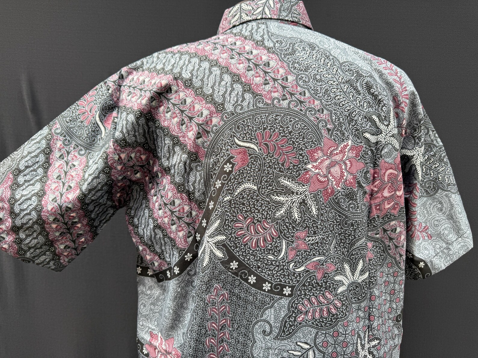 Batik Men Short Sleeve Shirt Hidden Button Regular Fit Casual - Etsy