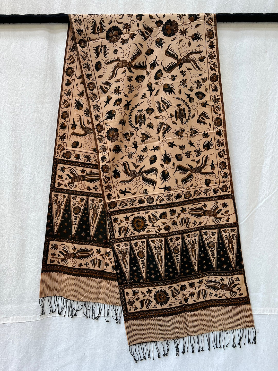 Wall Hanging, Selendang, Wearable Batik Tulis, Floral Motif - Etsy