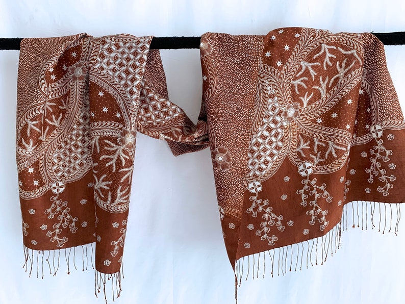 Extremely Fine Hand-drawn Batik on a Silk Shawl. - Etsy