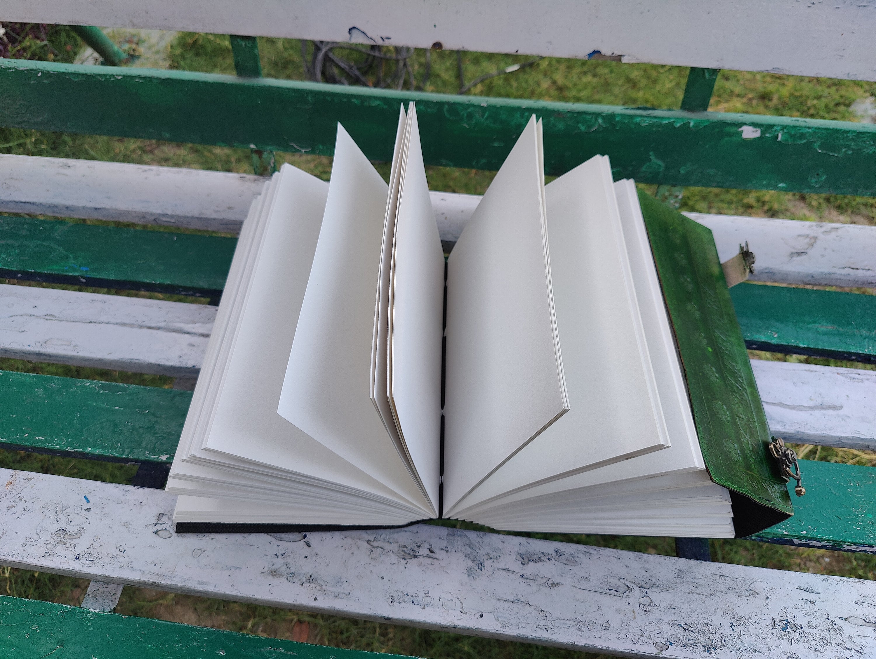 600 Pages Extra Large Leather Journal Embossed Tree of Life - Etsy