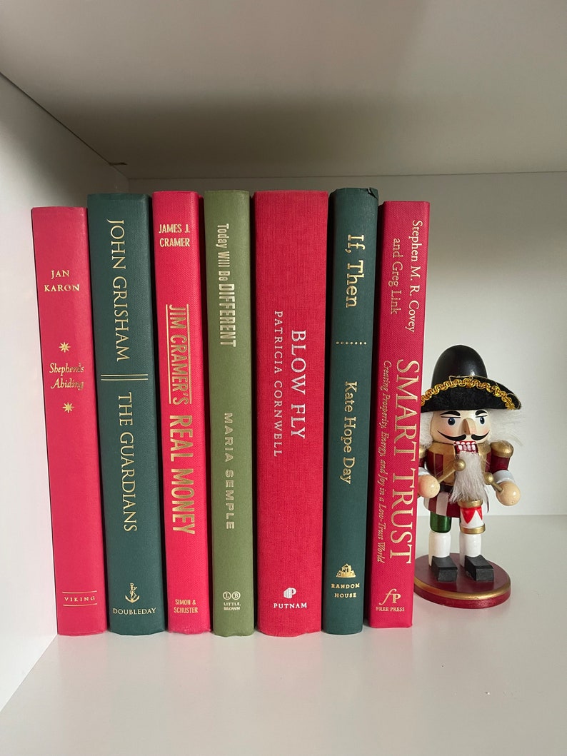 Christmas Book Decor | Christmas Books by Their Color | Holiday Book ...