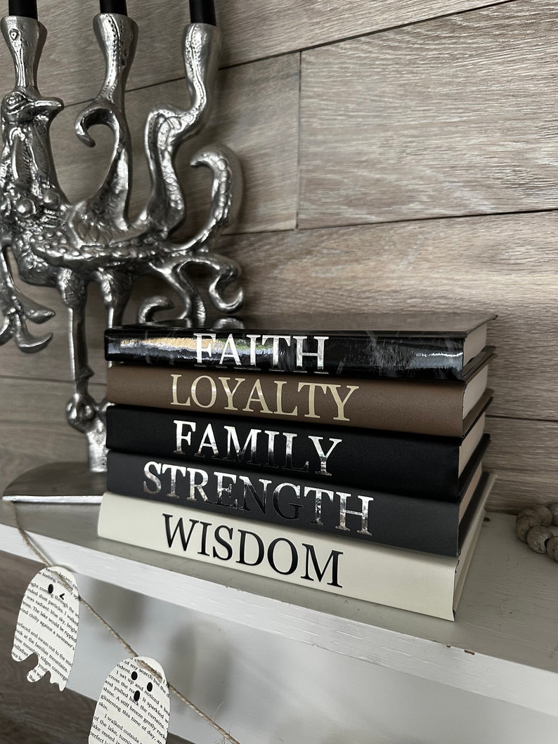 Customizable Book Stack | Set of 5 Decorative Hardback Books - Etsy