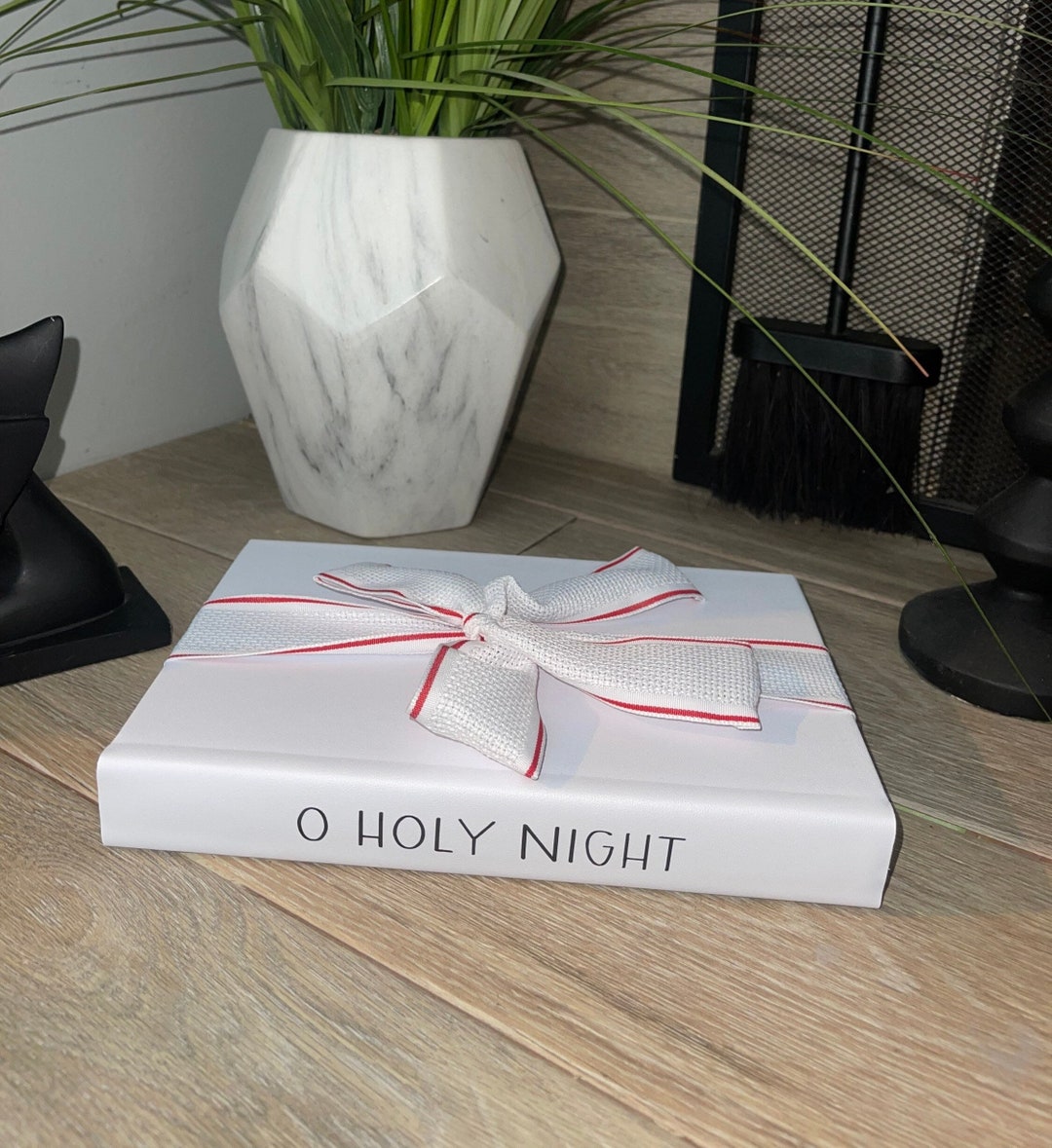 Christmas Book Stack | Christmas Decor | Merry Christmas | Decor Book ...