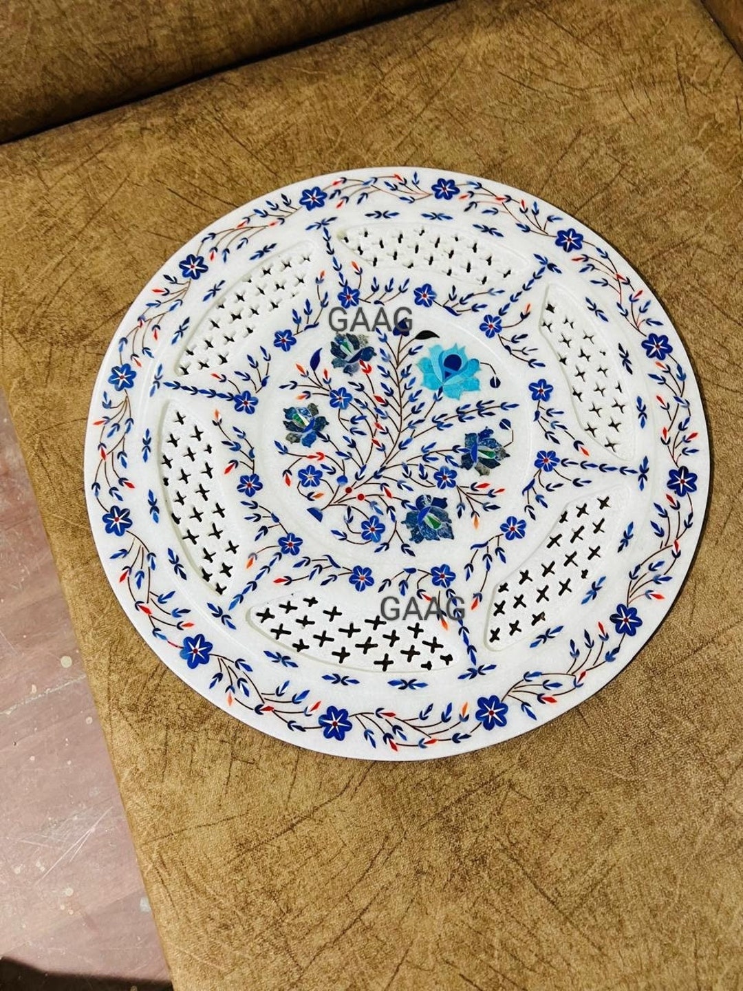 Handmade Round Marble Plate Studded With Real Gemstones (pietre Dura ...