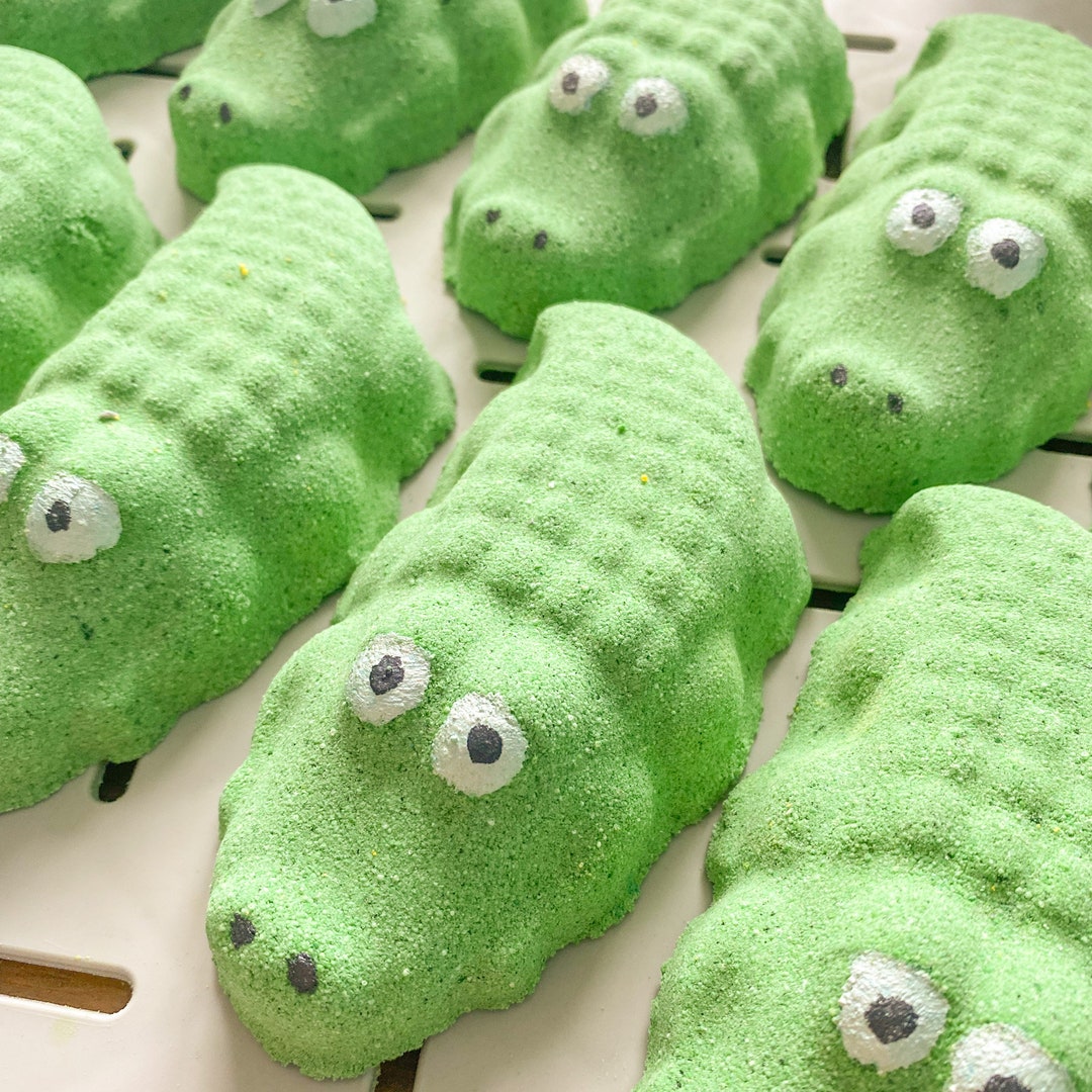 Cute Animal Crocodile Bath Bomb - Children's Crocodile Bath Bomb - Cute ...