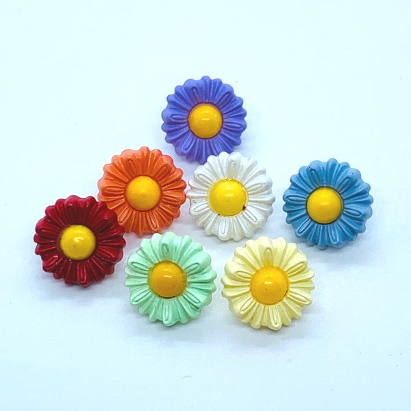 Acrylic Daisy Button - Etsy
