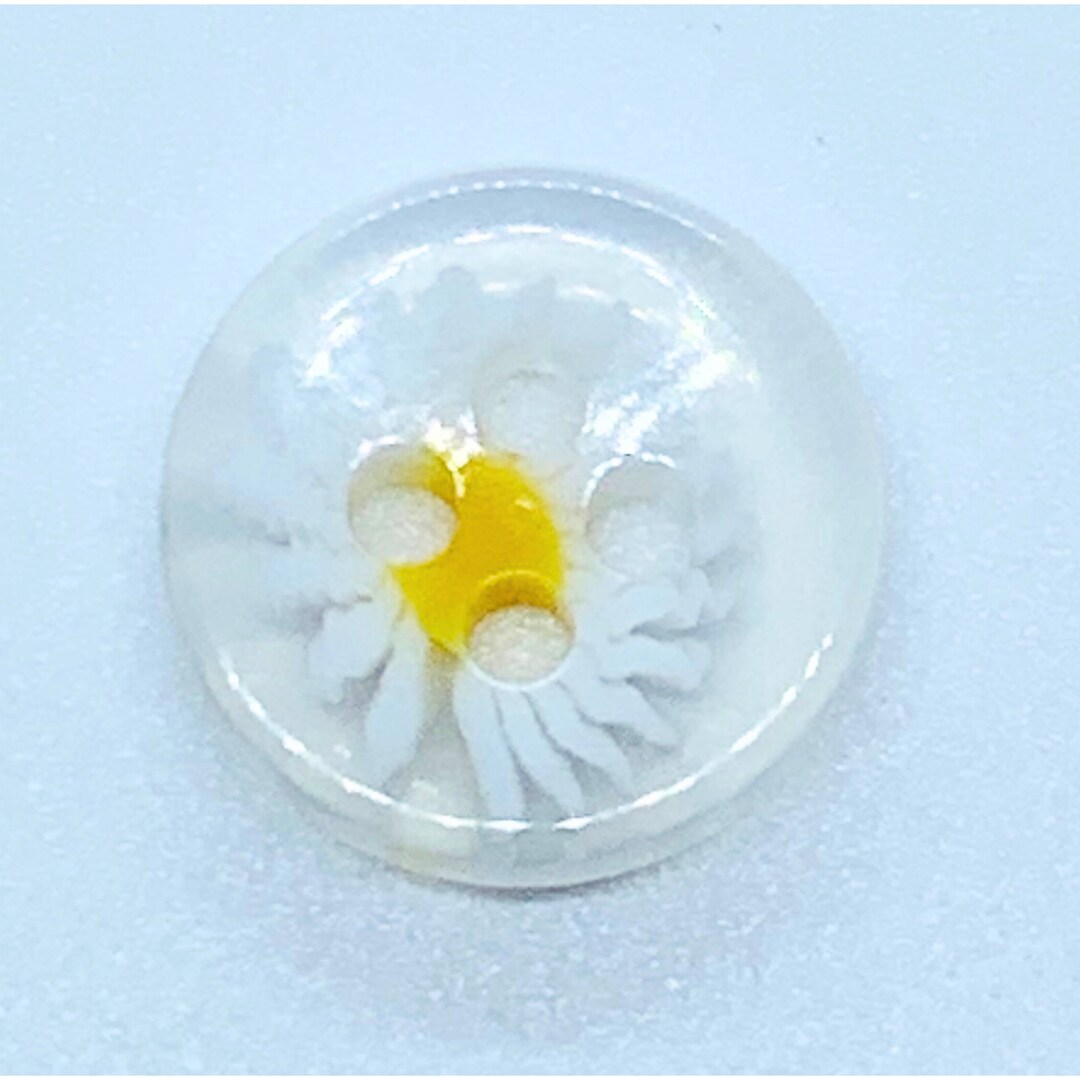 Daisy Flower Button, Clear and White Button, Baby Sweater Button, Clear ...