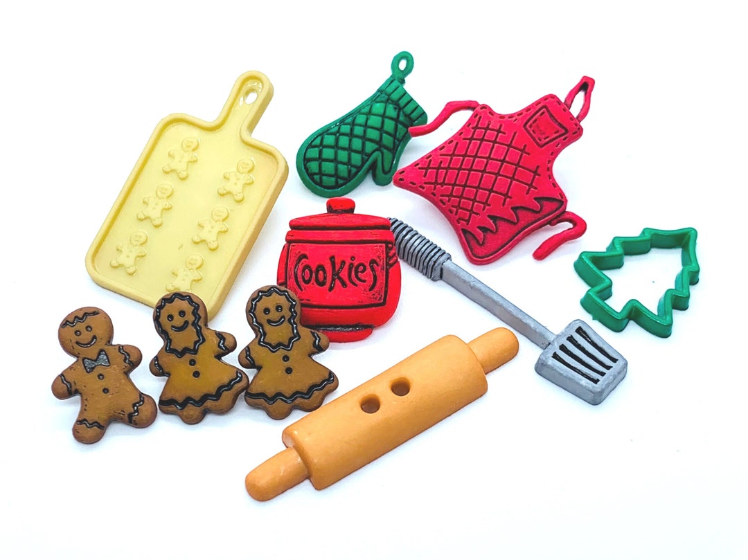 Christmas Cookies Buttons, Cookie Cutters, Baking Dishes, Gingerbread ...
