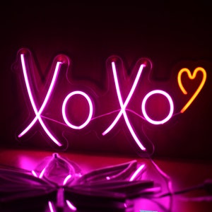XOXO LED Neon Sign. Pink Neon Light Signs for Wall Deco, Neon Sign ...