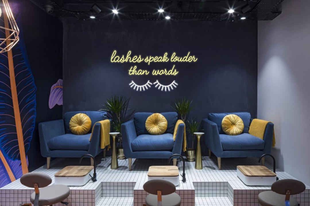 Lashes Eyelash Neon Sign, Business Sign - Beauty Salon, Eyelash Master ...