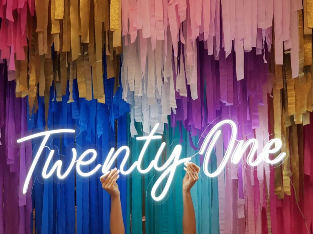 Twenty One Neon Sign: Birthday Celebration Decor - Etsy