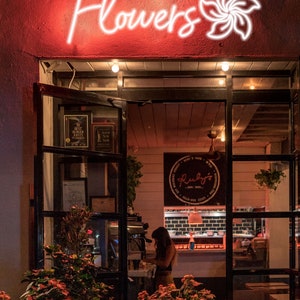 Flowers Neon Sign for Flower Shop. Sign for a Store, Illuminated Decor ...