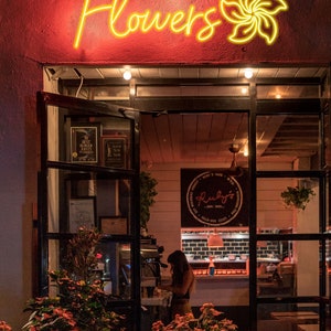 Flowers Neon Sign for Flower Shop. Sign for a Store - Etsy