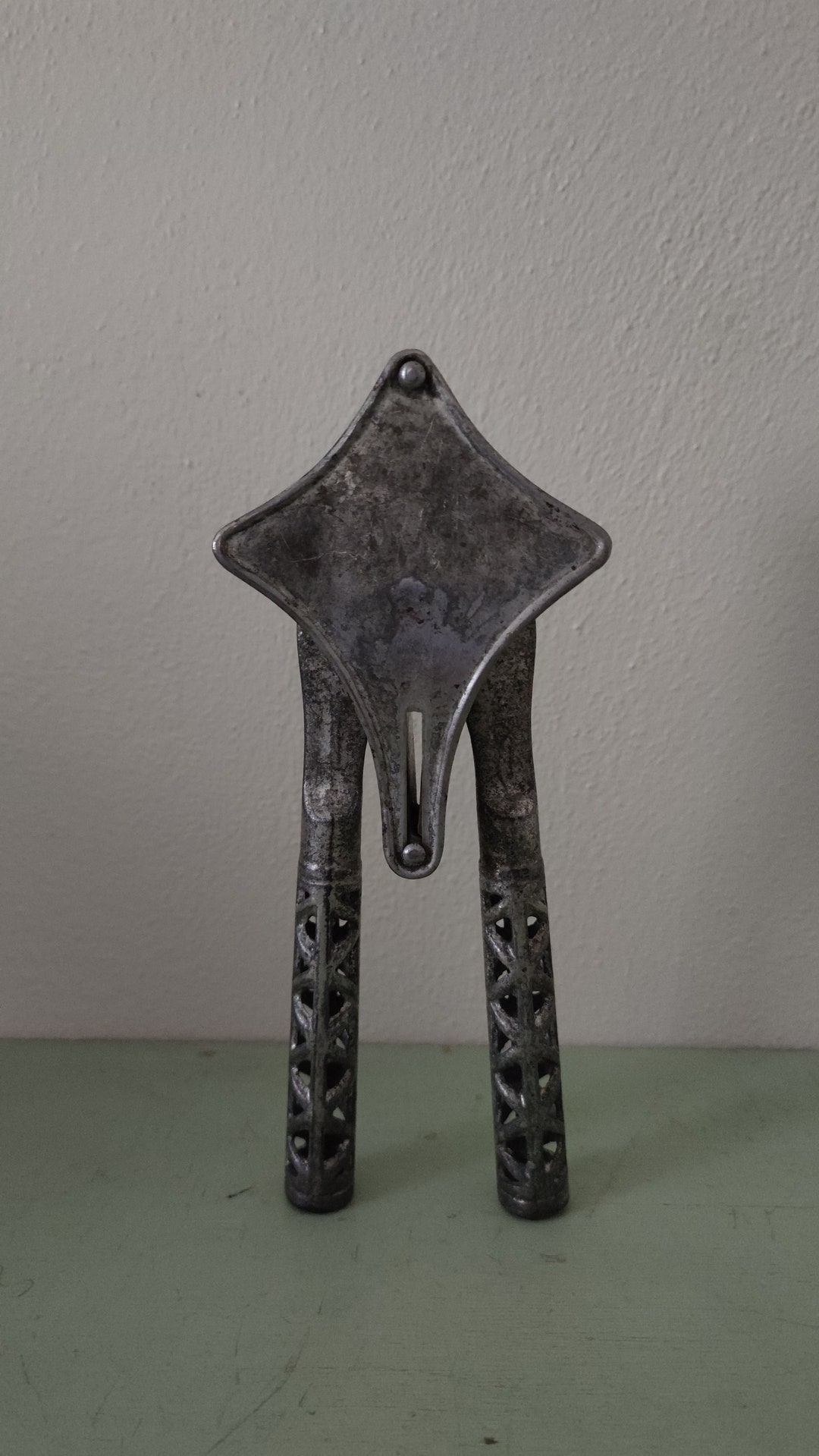 Antique the Little Giant Citrus Lemon Squeezer 1881 Little Giant Hand ...
