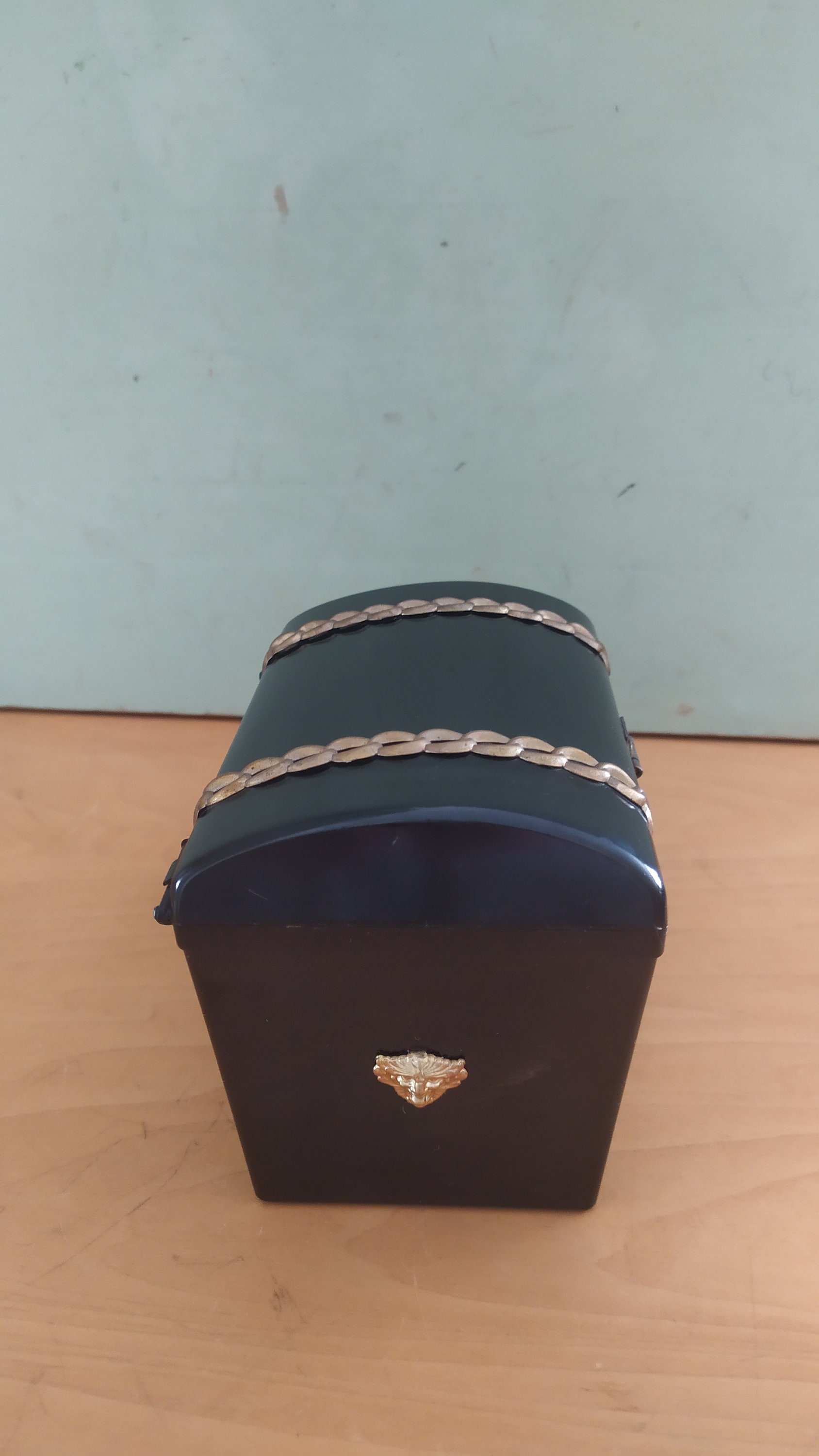 Vintage Playhouse Childrens Black Casket Treasure Trunk Box Pirate Gold ...