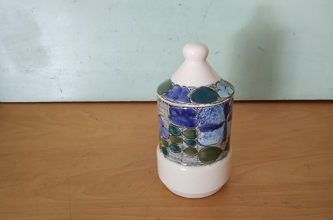 Eduardo Vega Pottery Canister Jar Cuenca Ecuador C. 1960’s - Etsy
