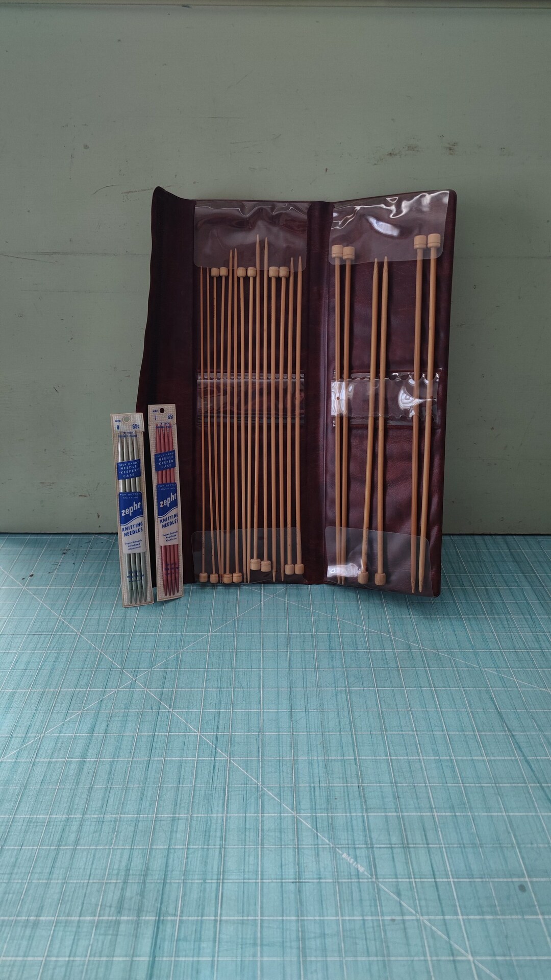 Susan Bates Clover 10 Pairs Bamboo Wooden Knitting Needles & Zephr ...