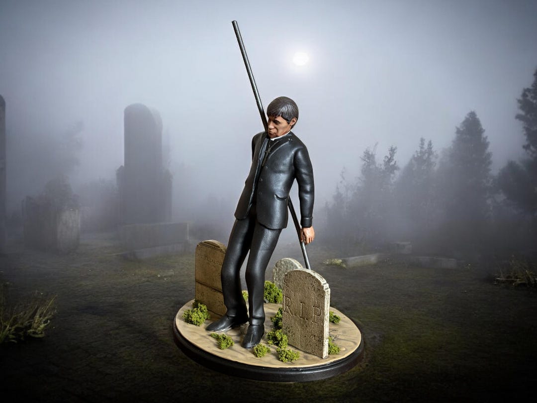The Omen Father Brennan 18cm/7 Inch Hand Painted Model Figure Diorama ...