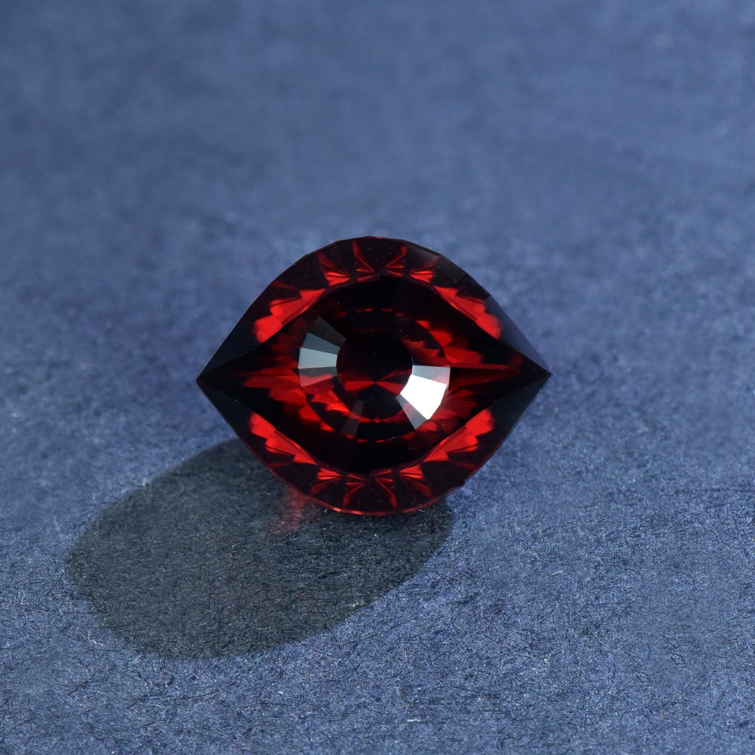 Unique Faceted Eyes Garnet Loose Stone,natural Red Gemstone Loose - Etsy