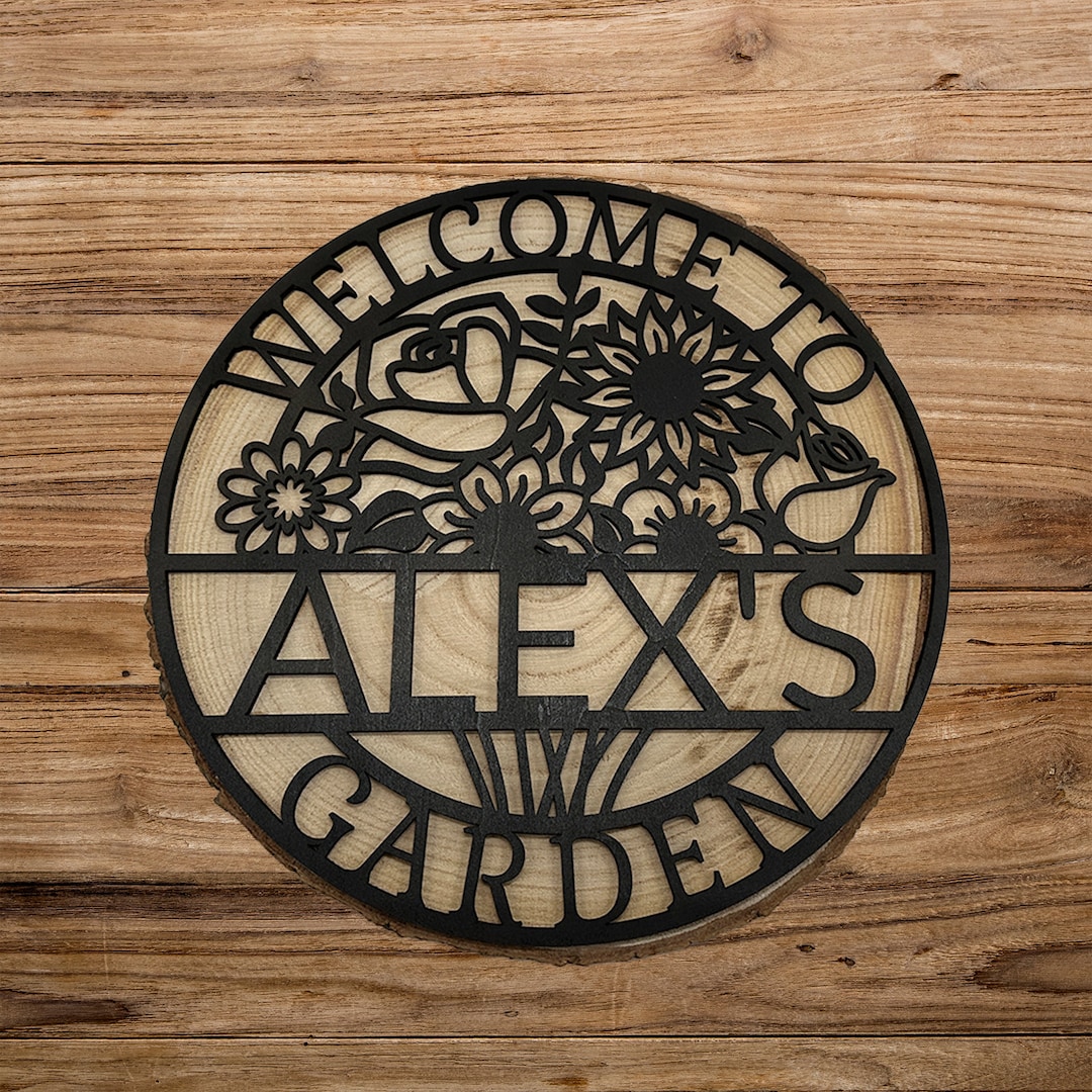 Personalised Custom Wooden Tree Slice Garden Sign Black and Natural ...