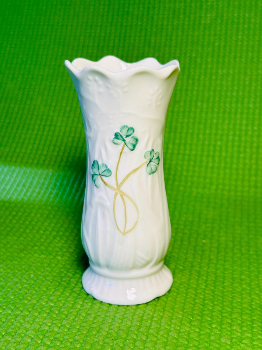 Belleek Small Vintage Classic Daisy Toy Spill Vase - Etsy