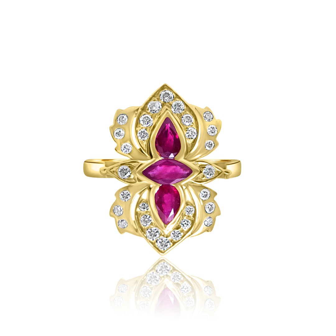 Rare Gemstone 18k Gold Diamond & Ruby Design Elegant Big Ring captivating Ruby Diamond Finger ...