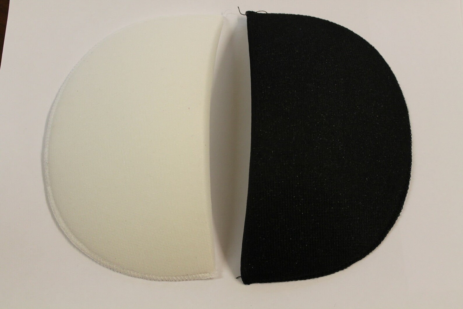 1 Pair of Shoulder Pads Foam With Fabric Covered in Black or White ...