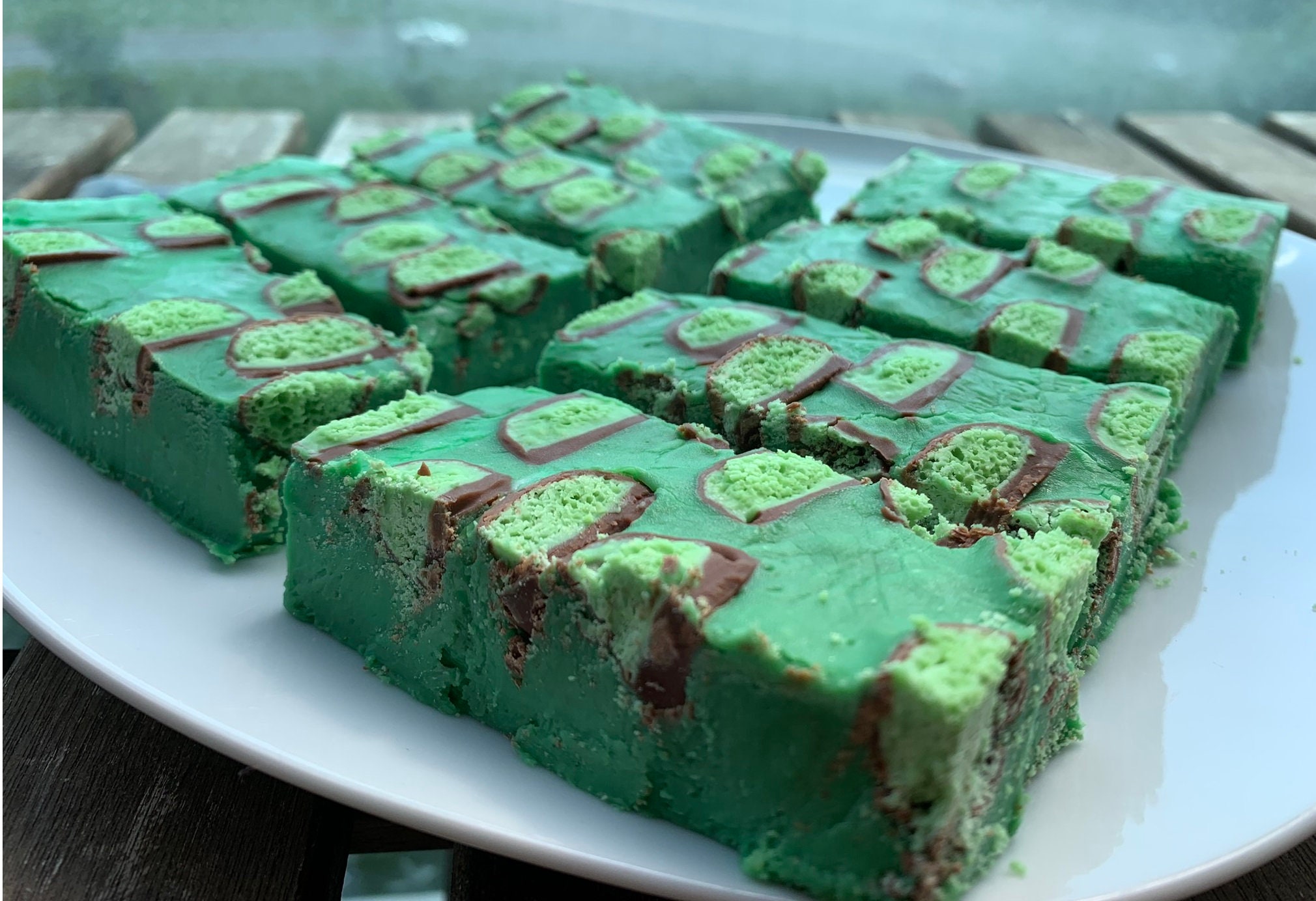 Aero Bubble Mint Chocolate Fudge - Etsy Canada