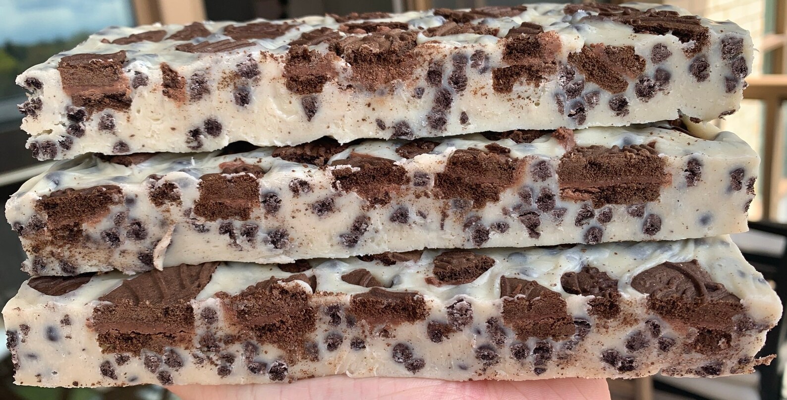 Fudgee-o Cookies N' Crème Fudge - Etsy Canada