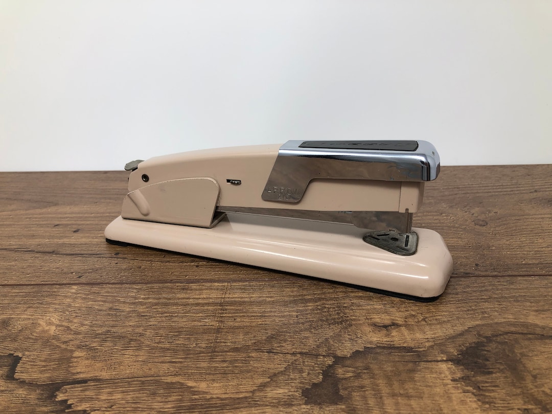 Vintage Arrow 210 Stapler, Beige Color, Mid Century Stapler, Pink - Etsy