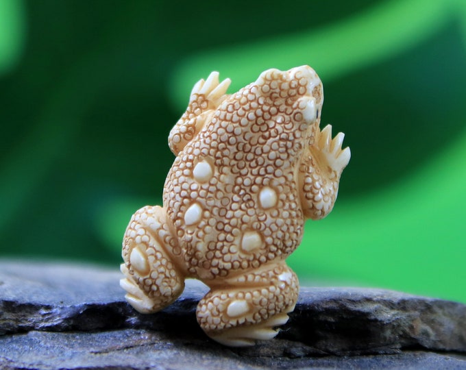 Frog Sculpture Carved Water Buffalo Bone Cabochon Antique Look - Etsy